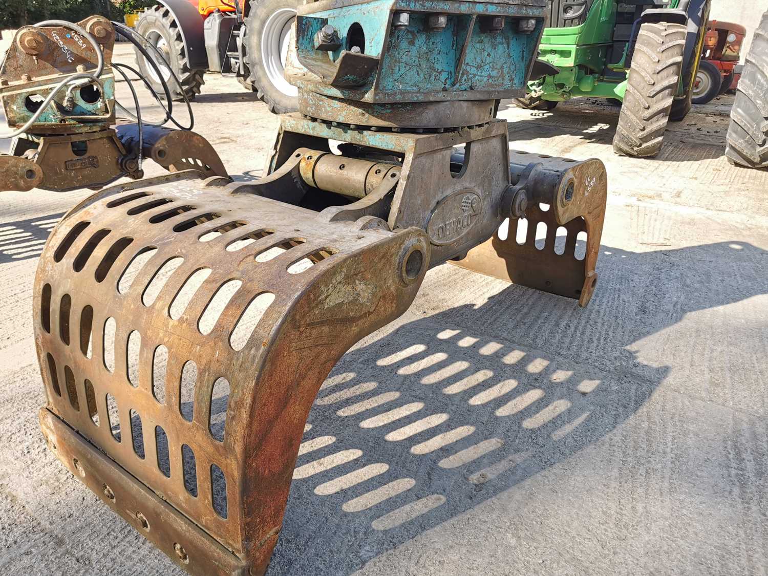 Dehaco DSG1202 Hydraulic Rotating Selector Grab 80mm