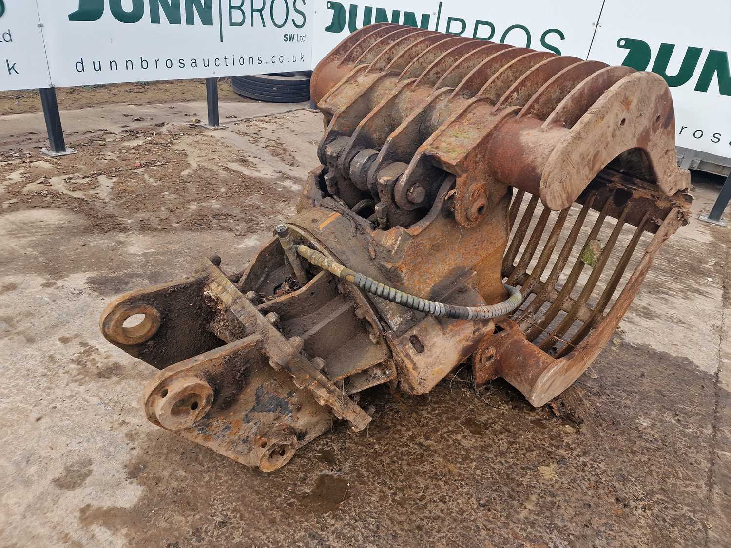 Lot 284 - Hydraulic Rotating Selector Grab 80mm Pin to