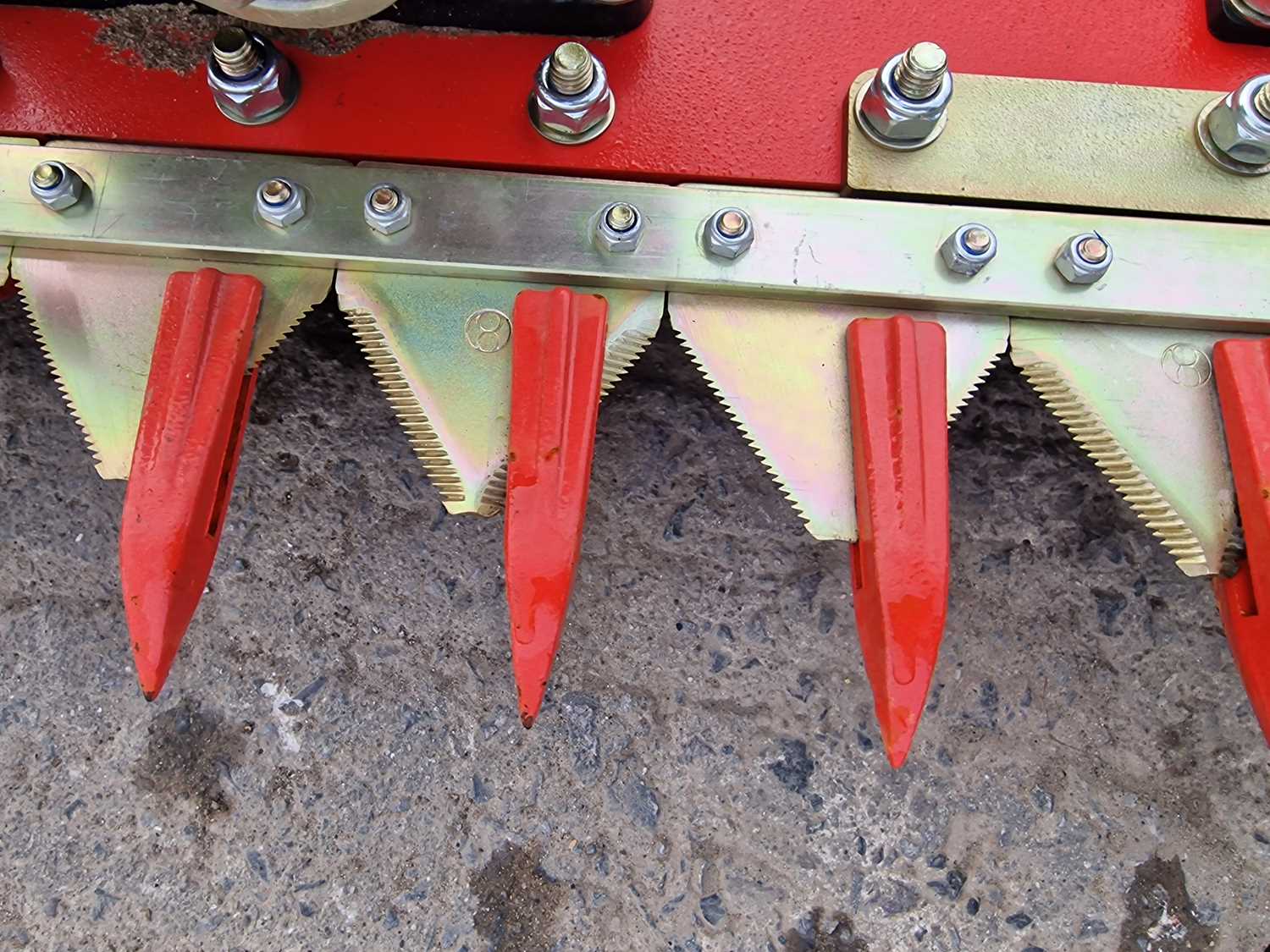 Lot 300 - Unused 1.8m Hydraulic Finger Mower to suit