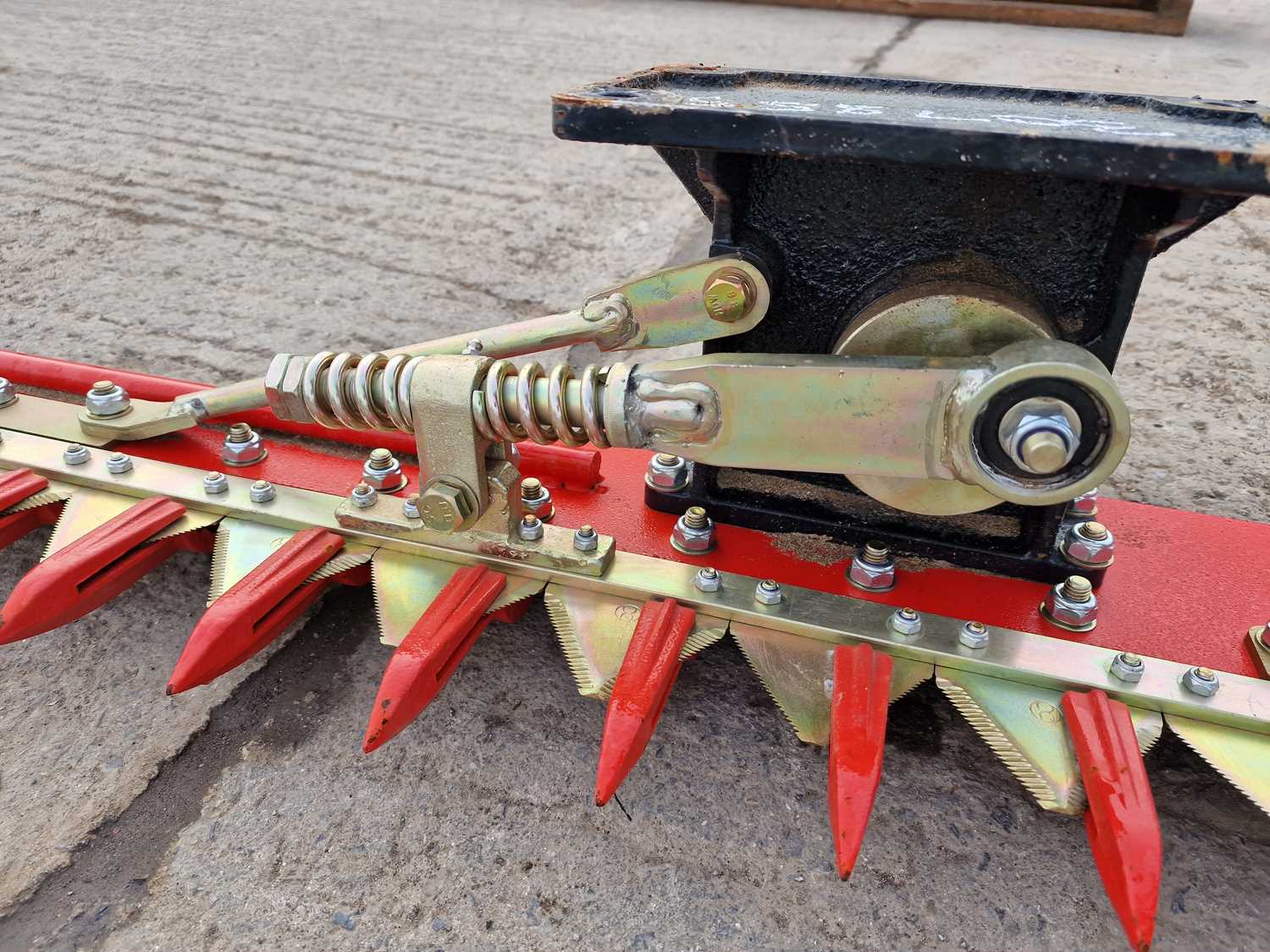 Lot 300 - Unused 1.8m Hydraulic Finger Mower to suit