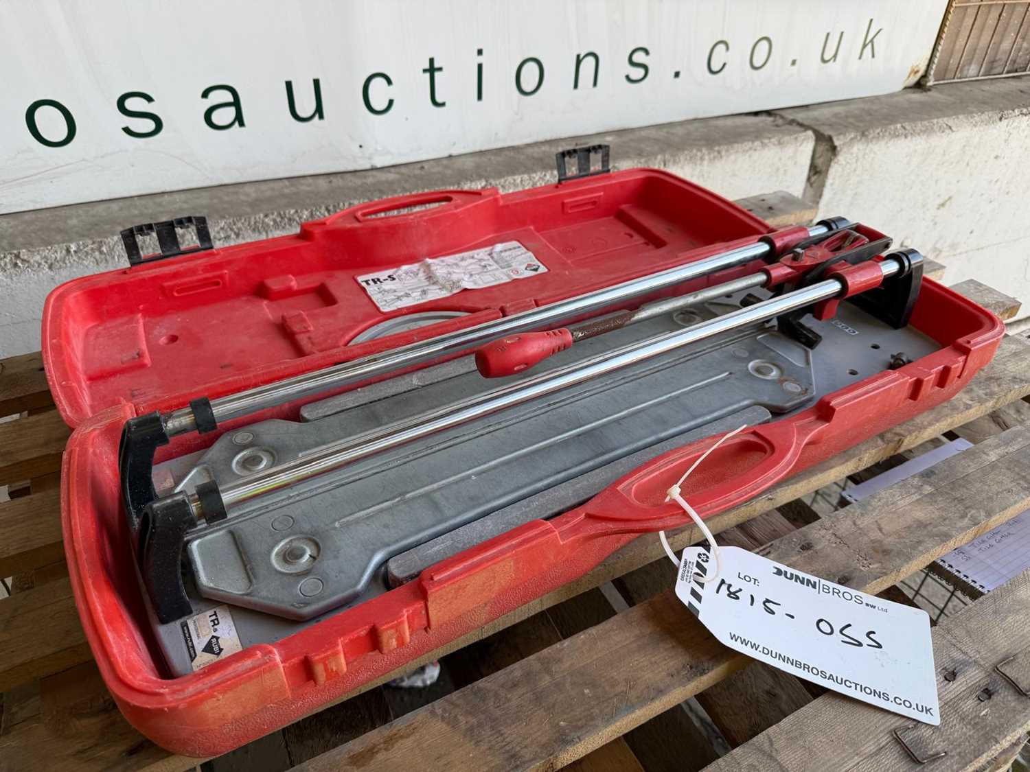 Lot 562 - Tile Cutter Rubi
