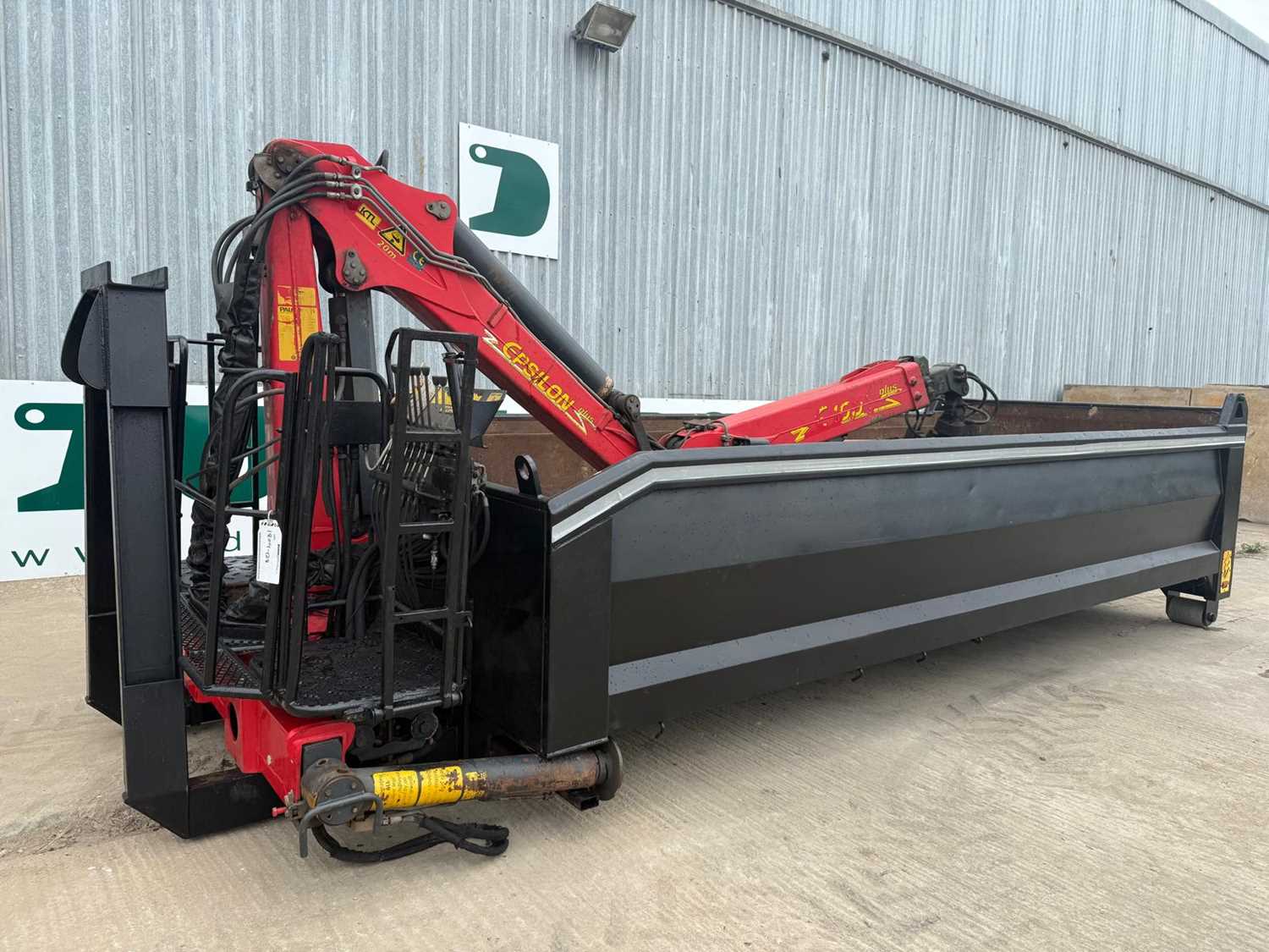 Hook Loader RORO Bin With Crane Complete With Epsilon