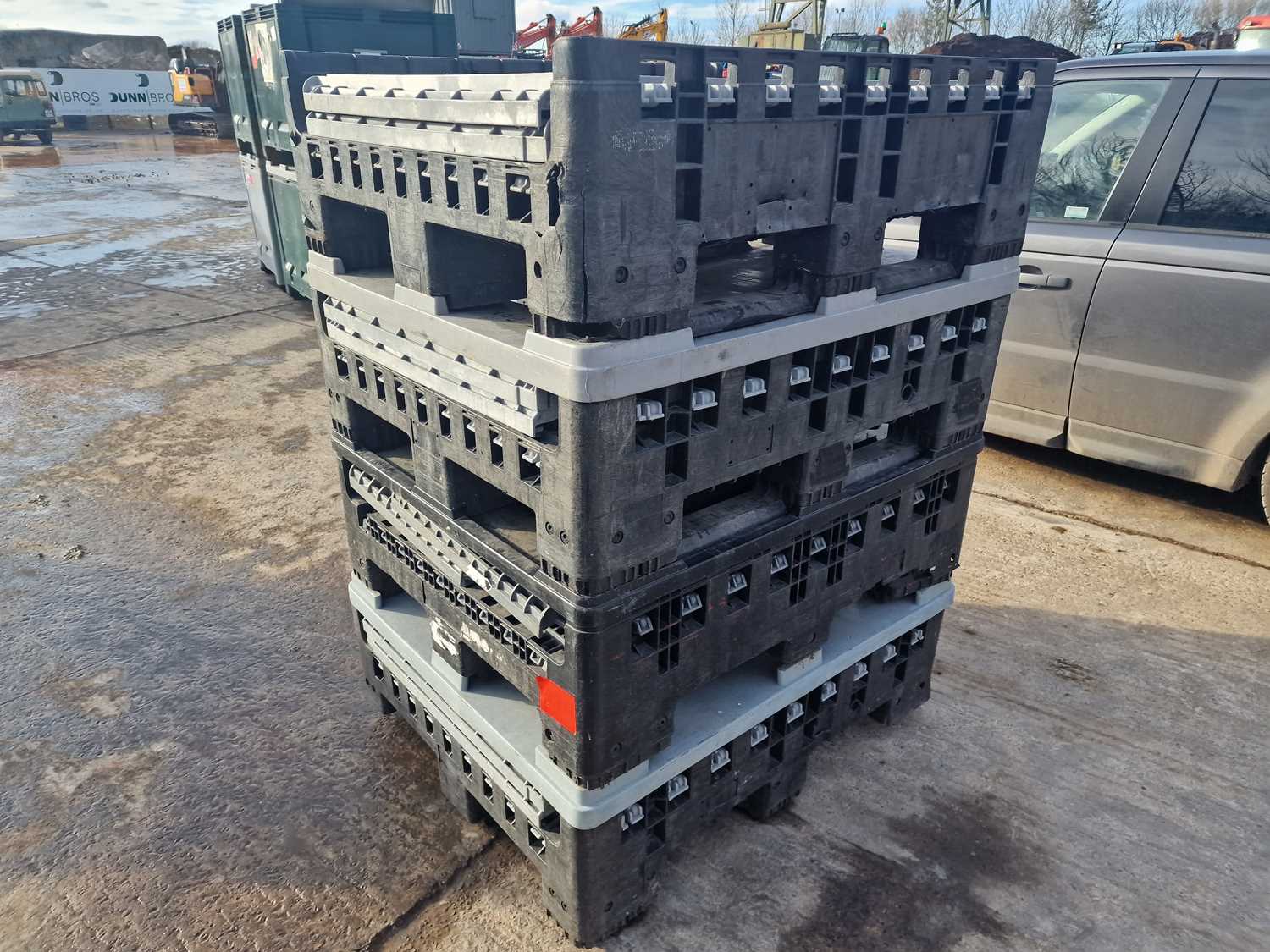 Lot 478 - 120cm x 100cm Plastic Collapsible Stillage