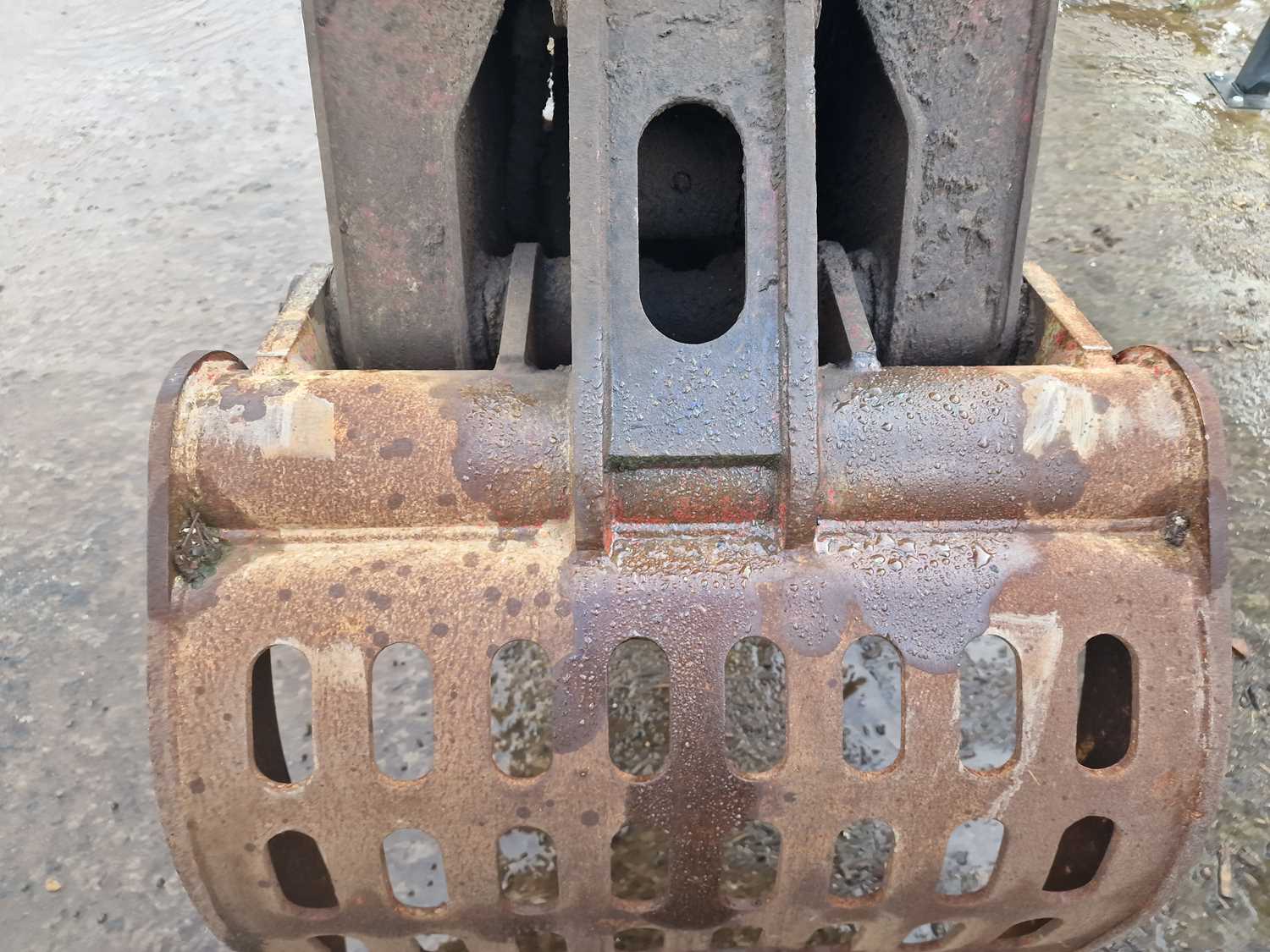 Lot 285 - Rotar Hydraulic Rotating Selector Grab 65mm