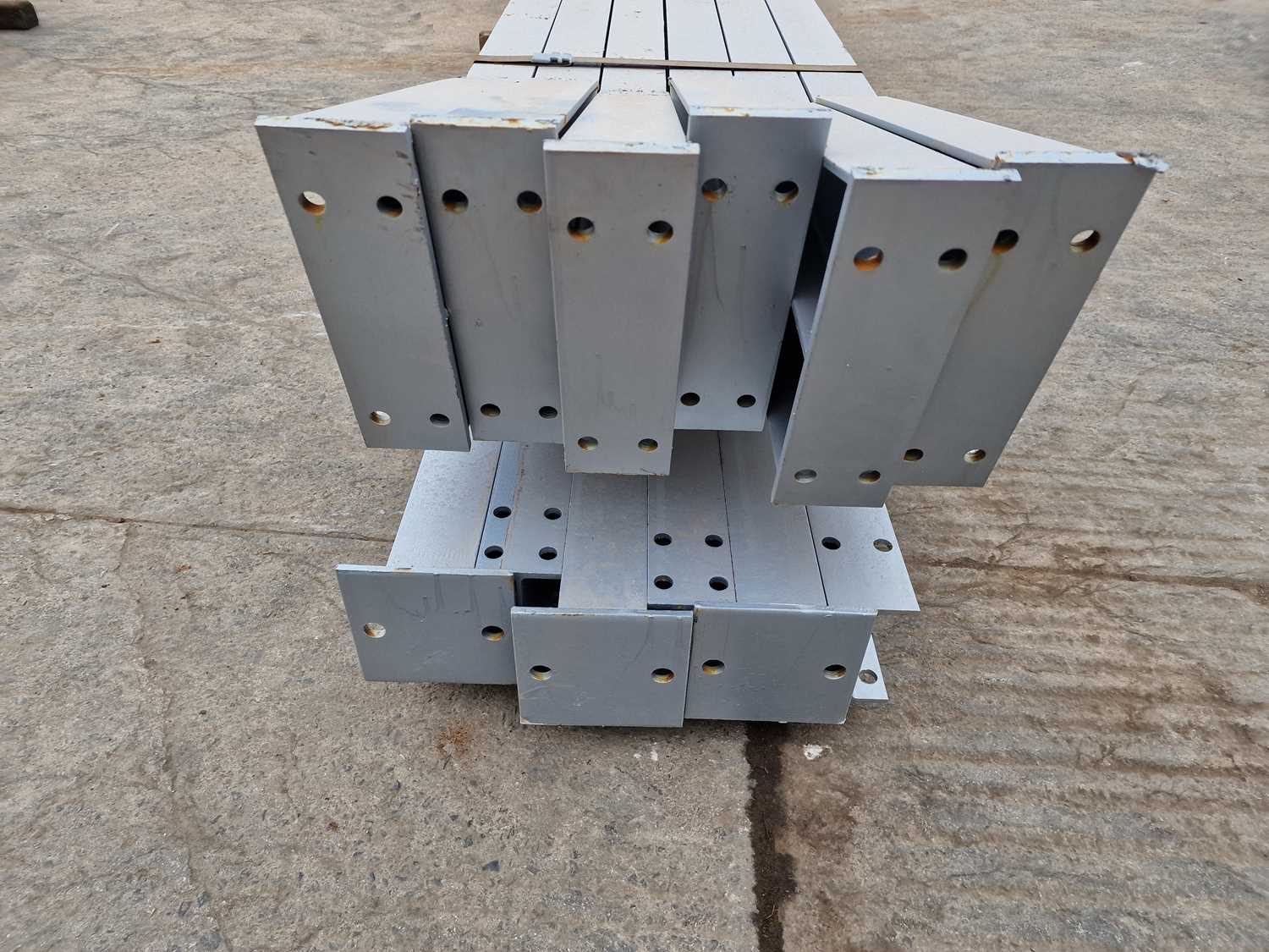 Steel Framed Building 30' x 20' x 10', 2 x 15' Bays,