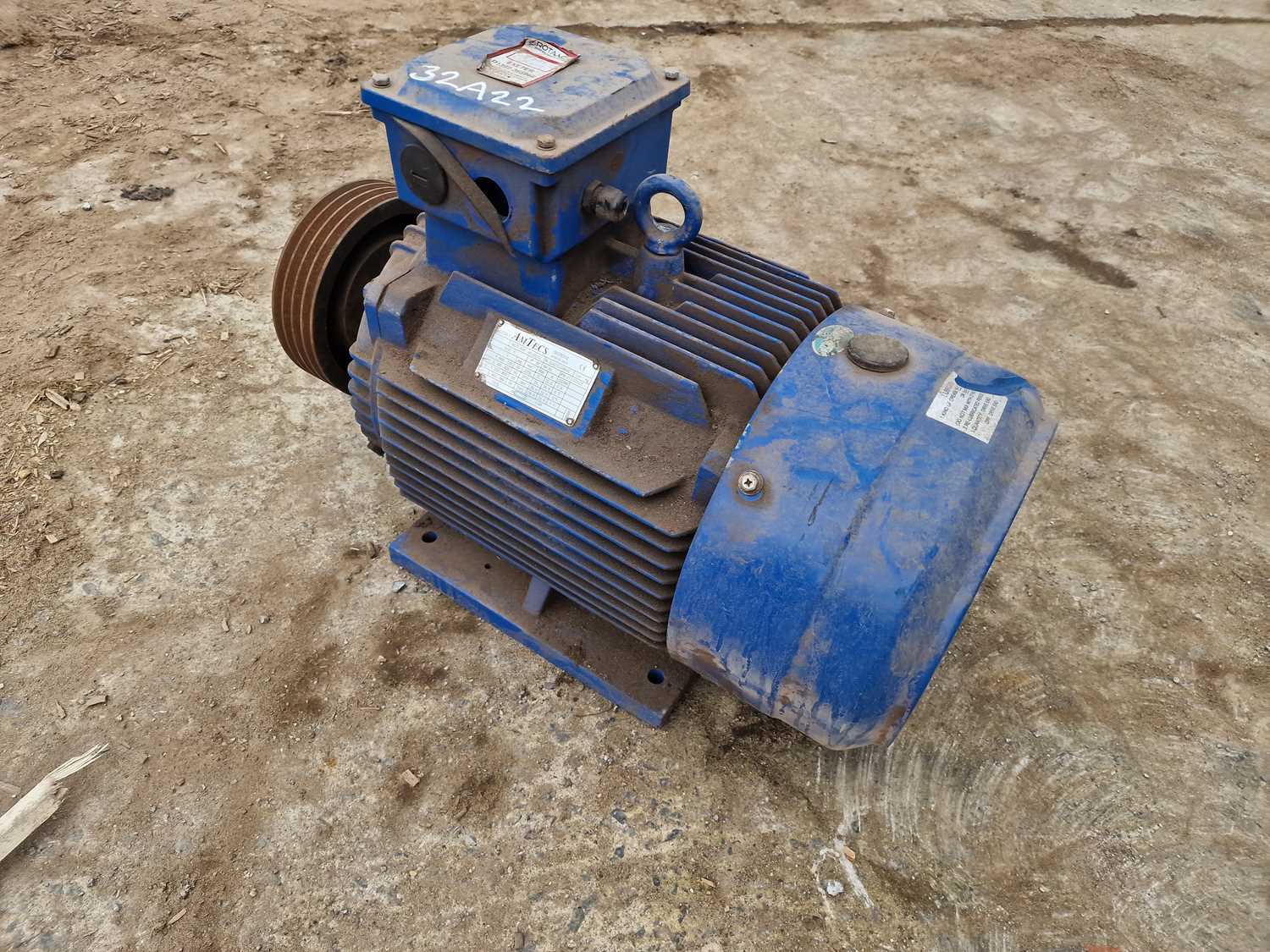 AmTecs 400Volt Motor