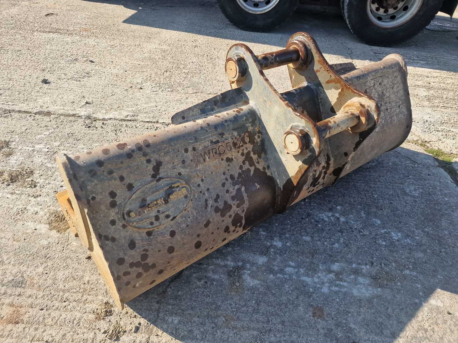 Strickland 72" Grading Bucket 65mm Pin to suit 13 Ton