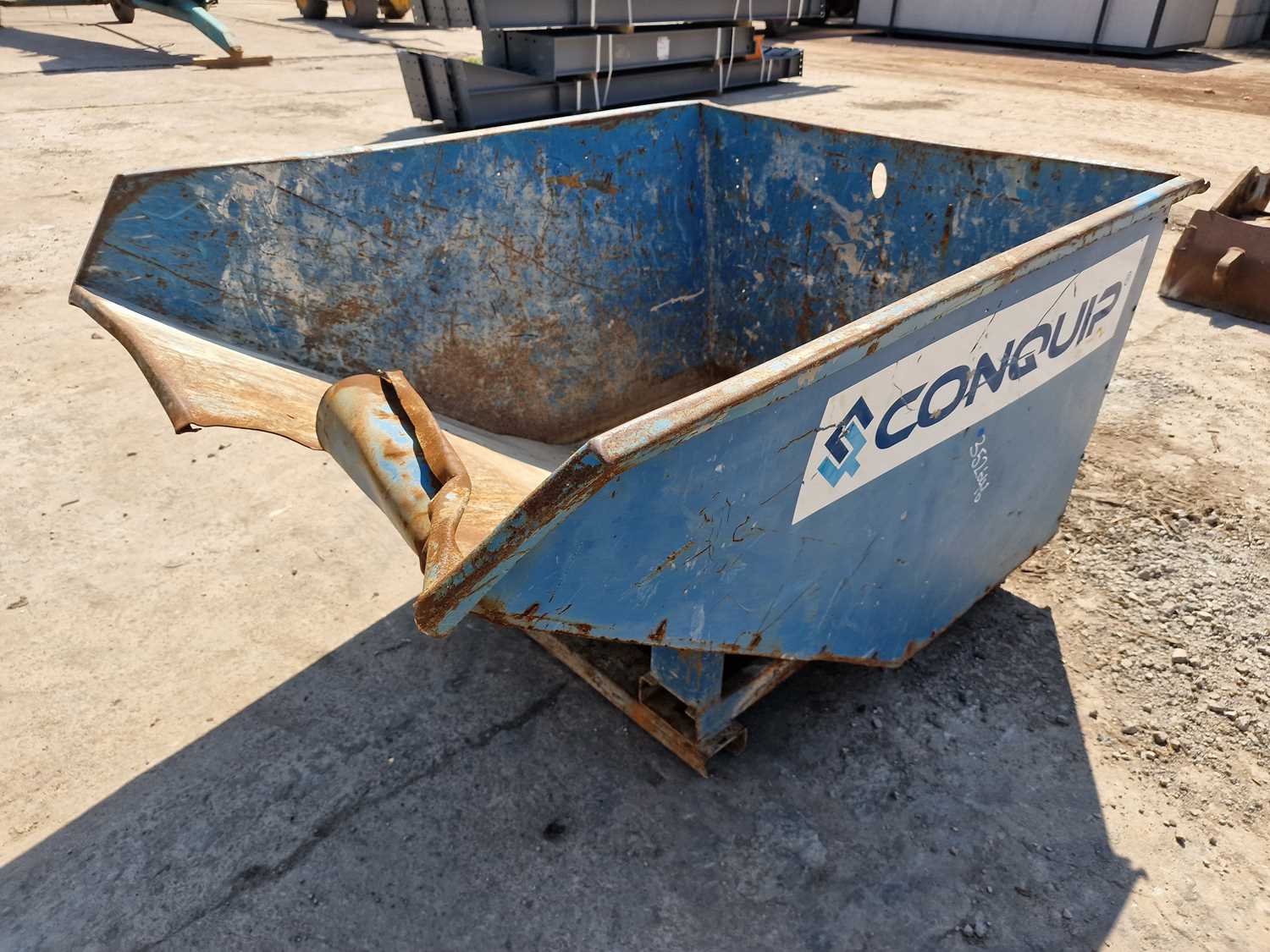 Lot 299 - 2020 Conquip Skip to suit Forklift