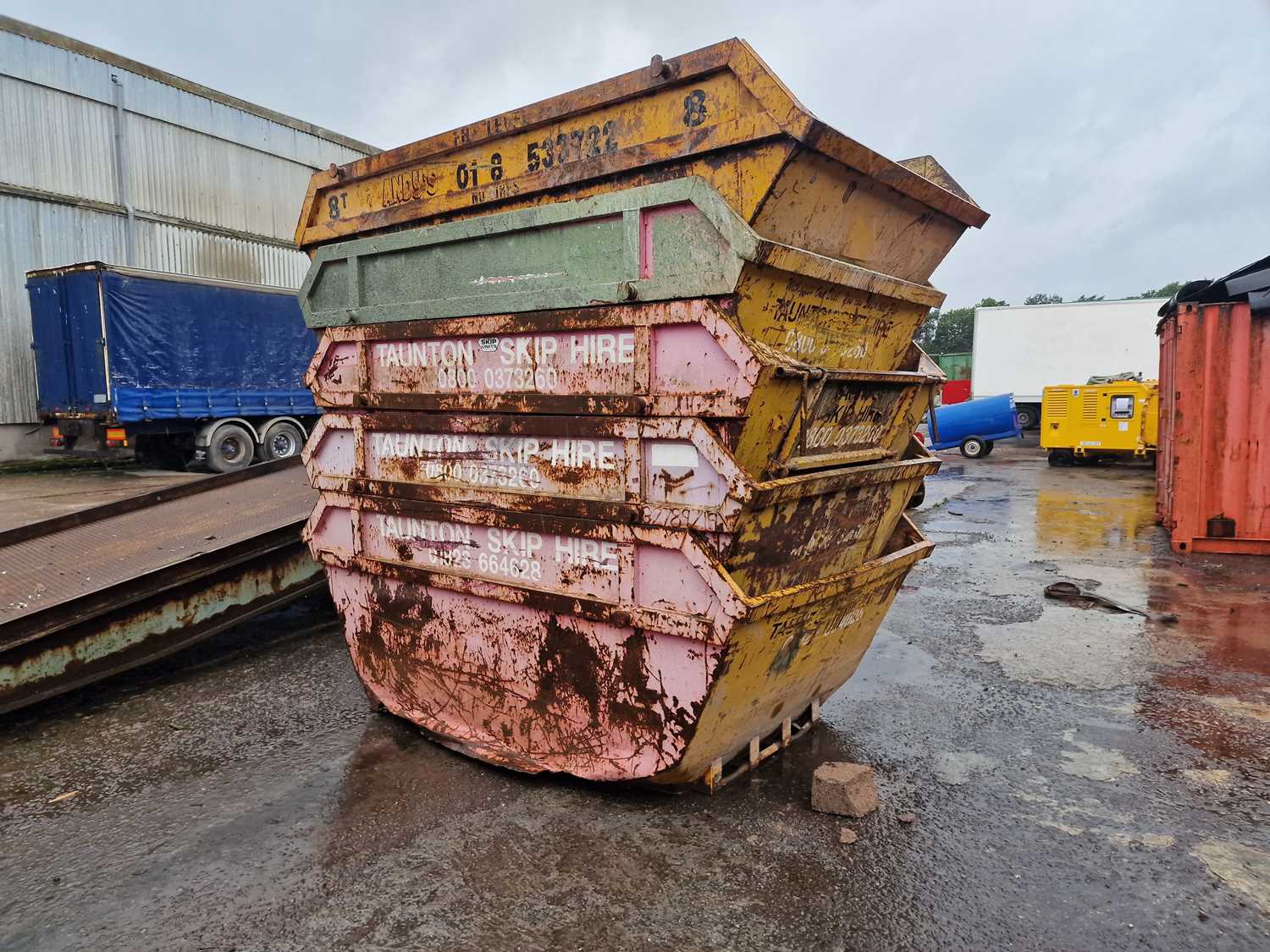 Lot 305 - Selection of 8 Yard Skips to suit Skip