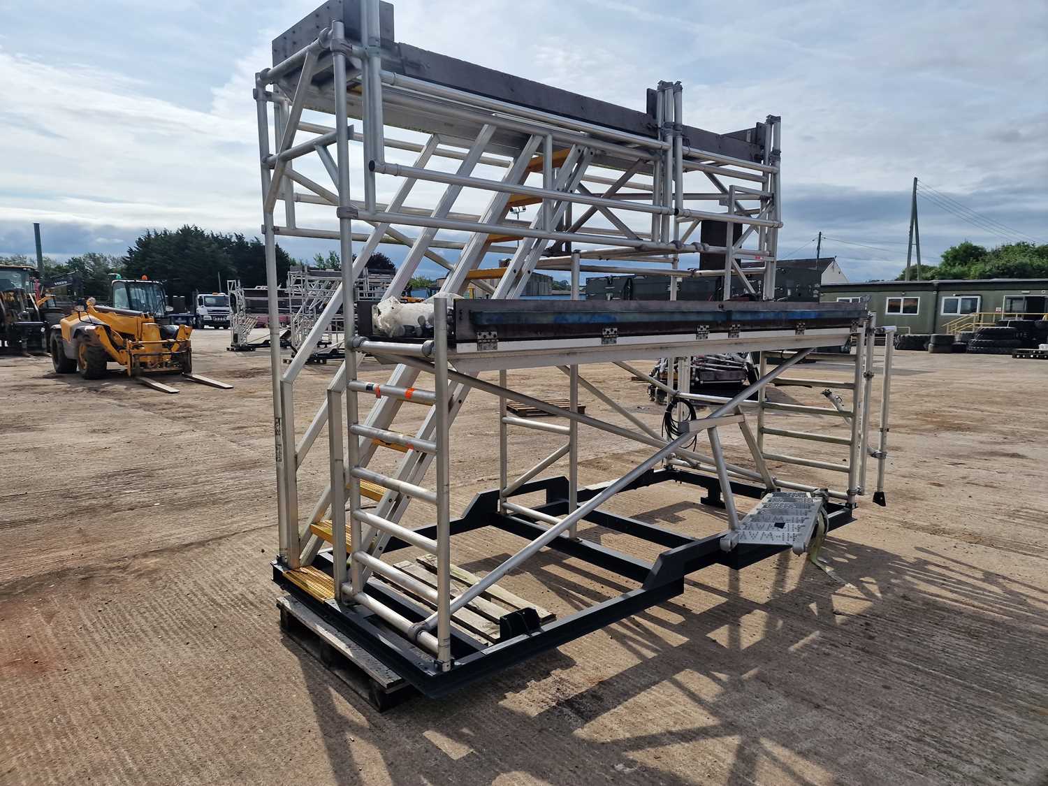 Mobile Scaffolding Staging Platform to suit Hercules