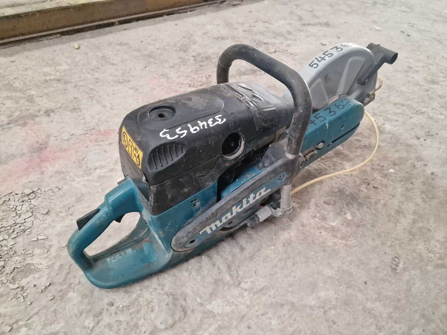 Makita DPC6430 Petrol Quick Cut Saw
