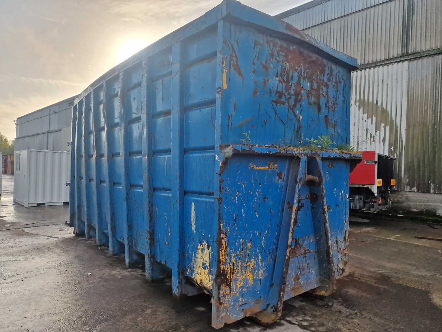 Lot 672 - 50 Yard RORO Skip to suit Hook Loader Lorry