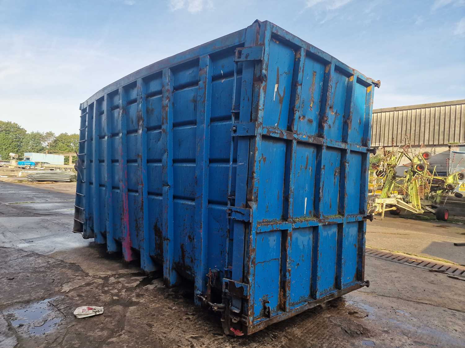 Lot 672 - 50 Yard RORO Skip to suit Hook Loader Lorry