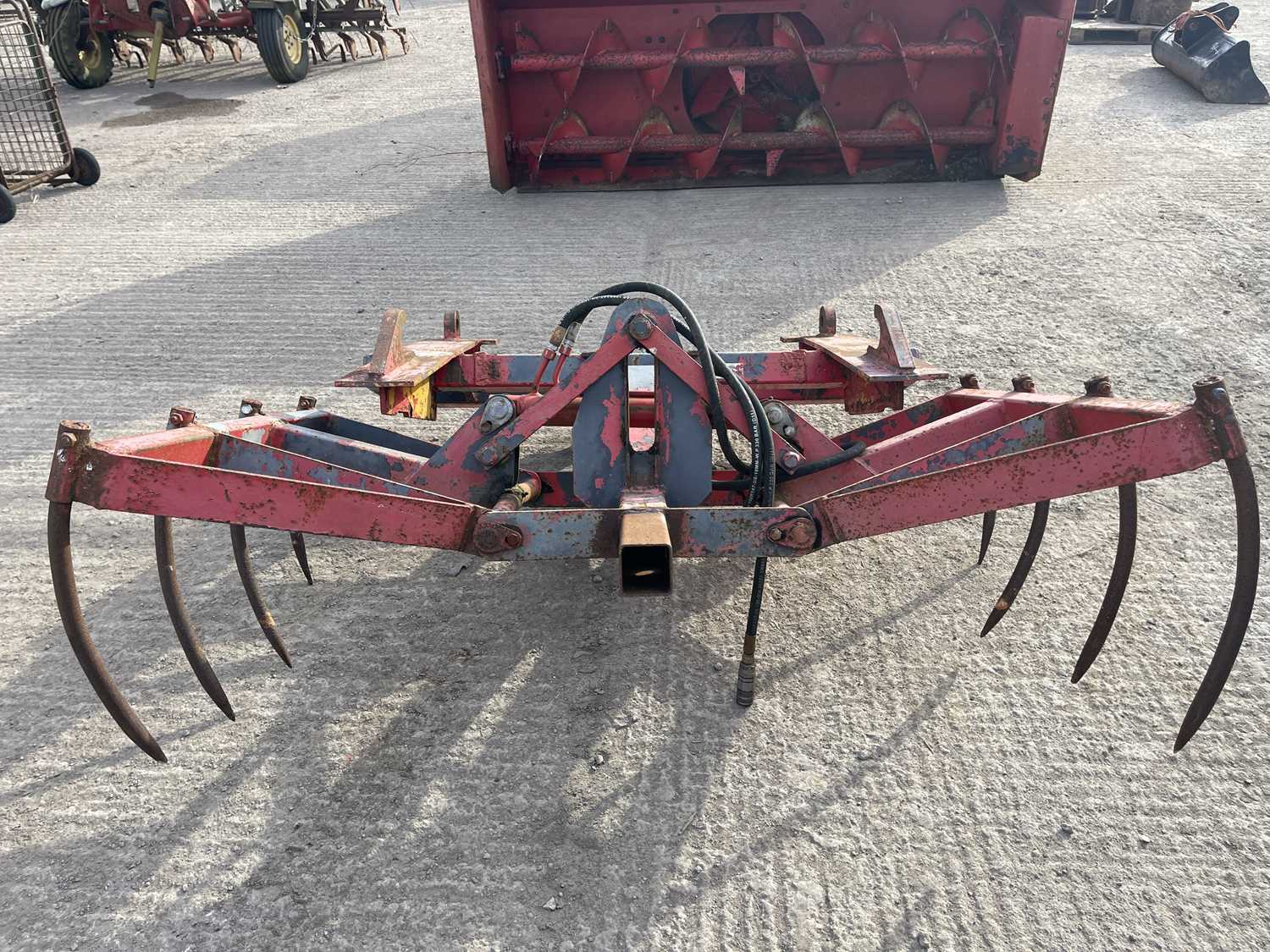 Lot 181 - Chilton Hydraulic Bale Grab to suit JCB