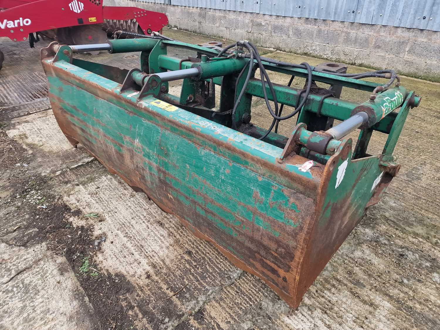 Lot 180 - Albutt Hydraulic Shear Grab to suit Pin
