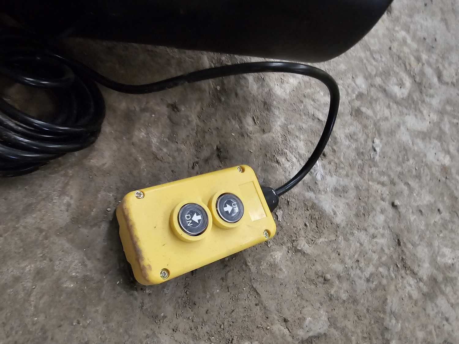 Lot 99 - Unused 12Volt Hydraulic Tail Lift Motor