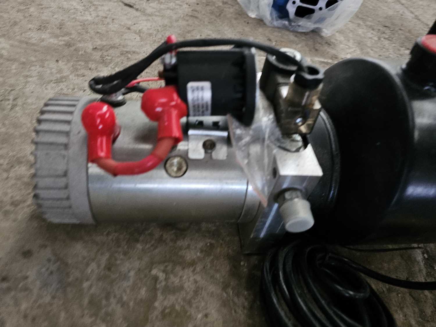 Lot 99 - Unused 12Volt Hydraulic Tail Lift Motor