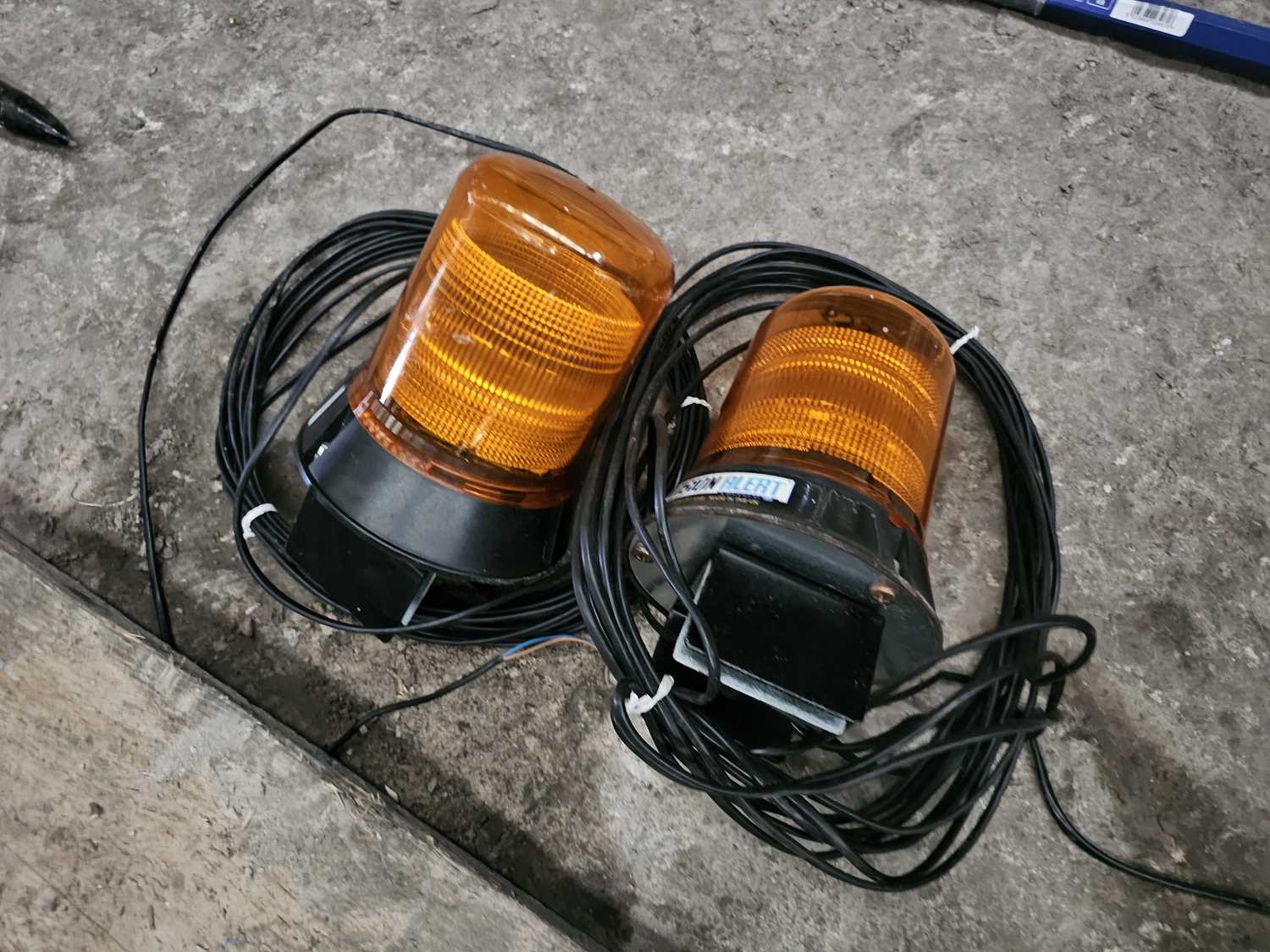 Lot 101 - Unused Yellow Beacon (2 of)