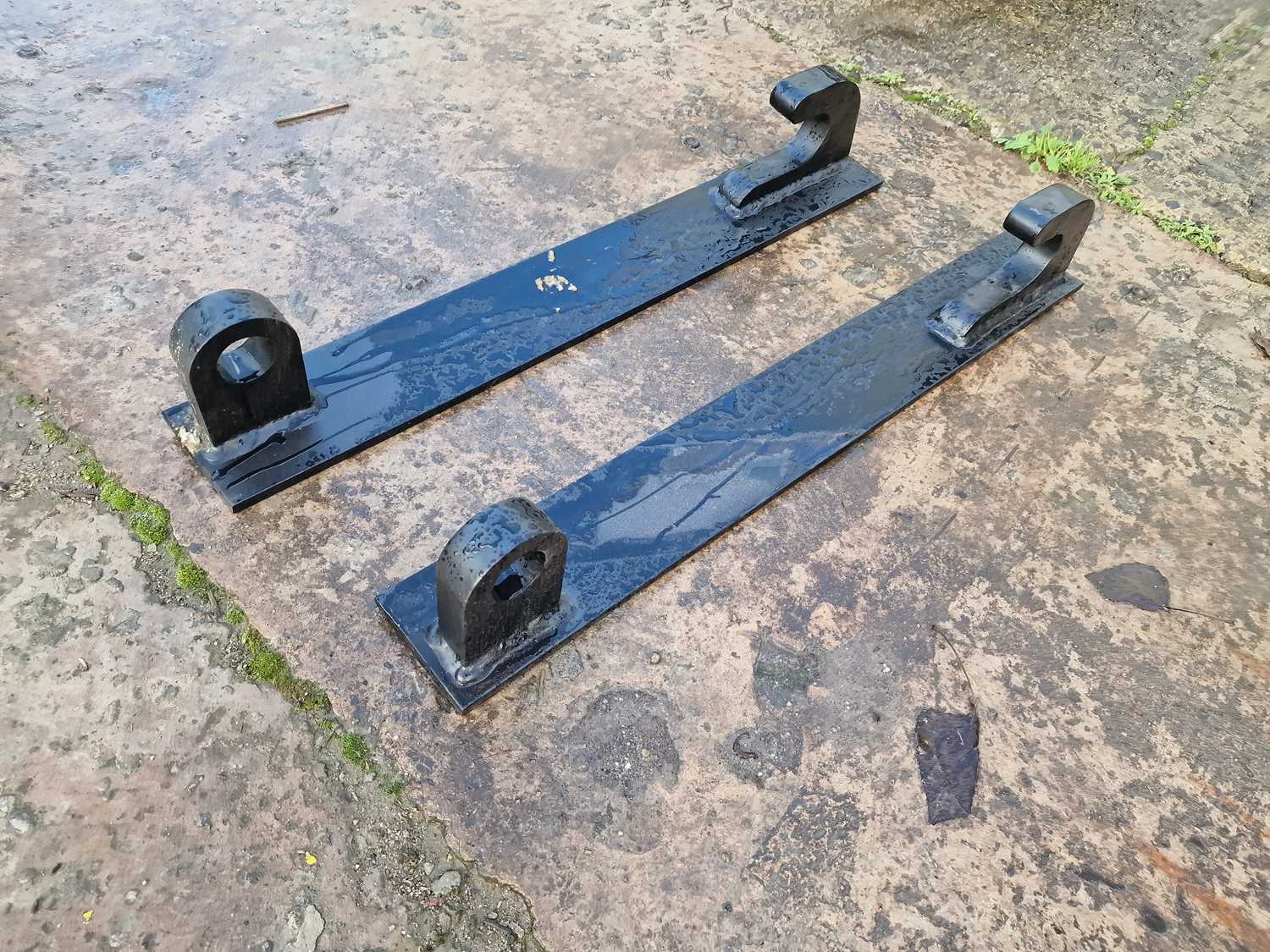 Lot 547 - Unused Weld on Brackets to suit JCB Q-Fit