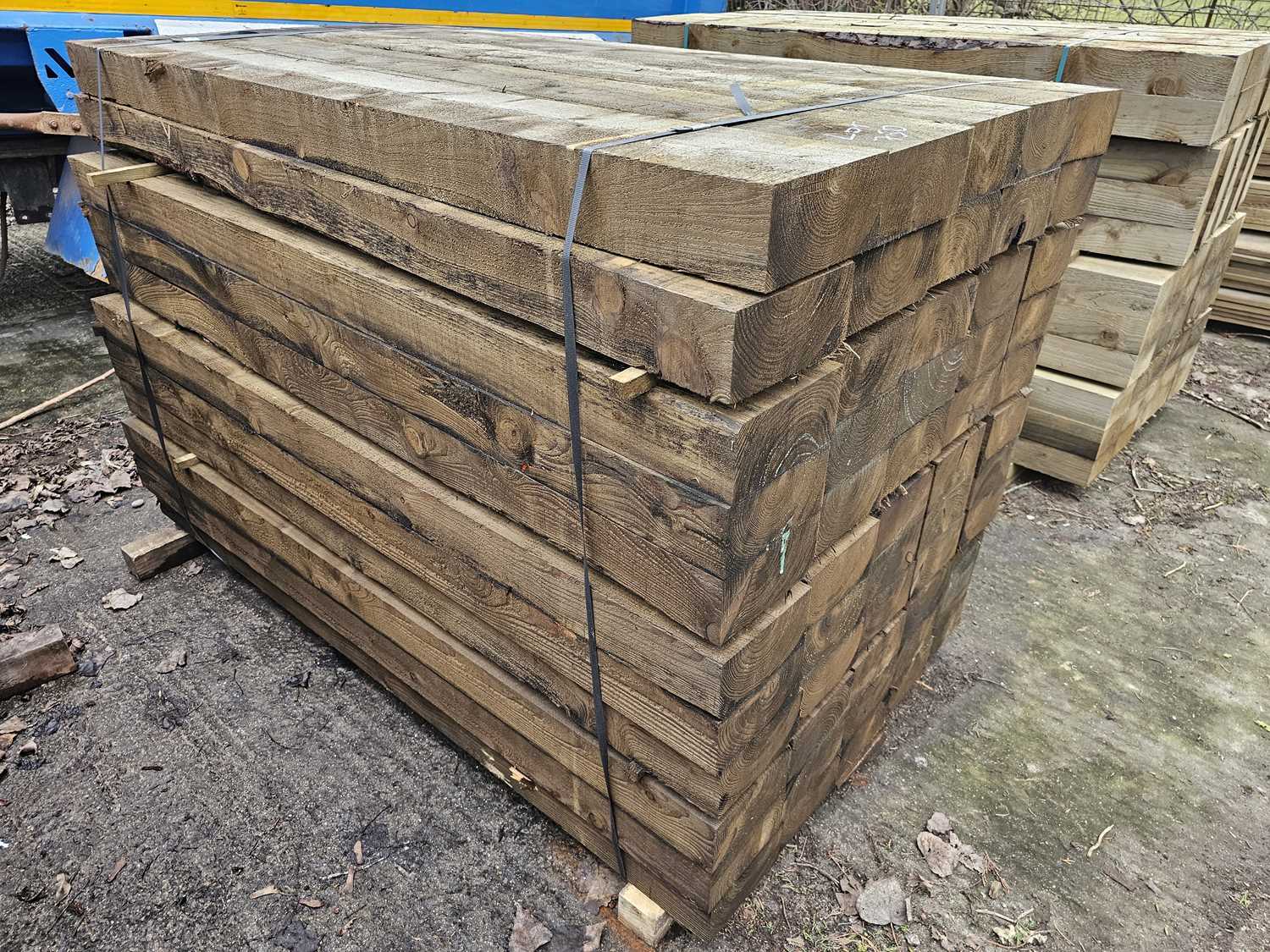 Lot 750 - Wood Sleepers (95mm x 195mm x 1800mm)(55 of)