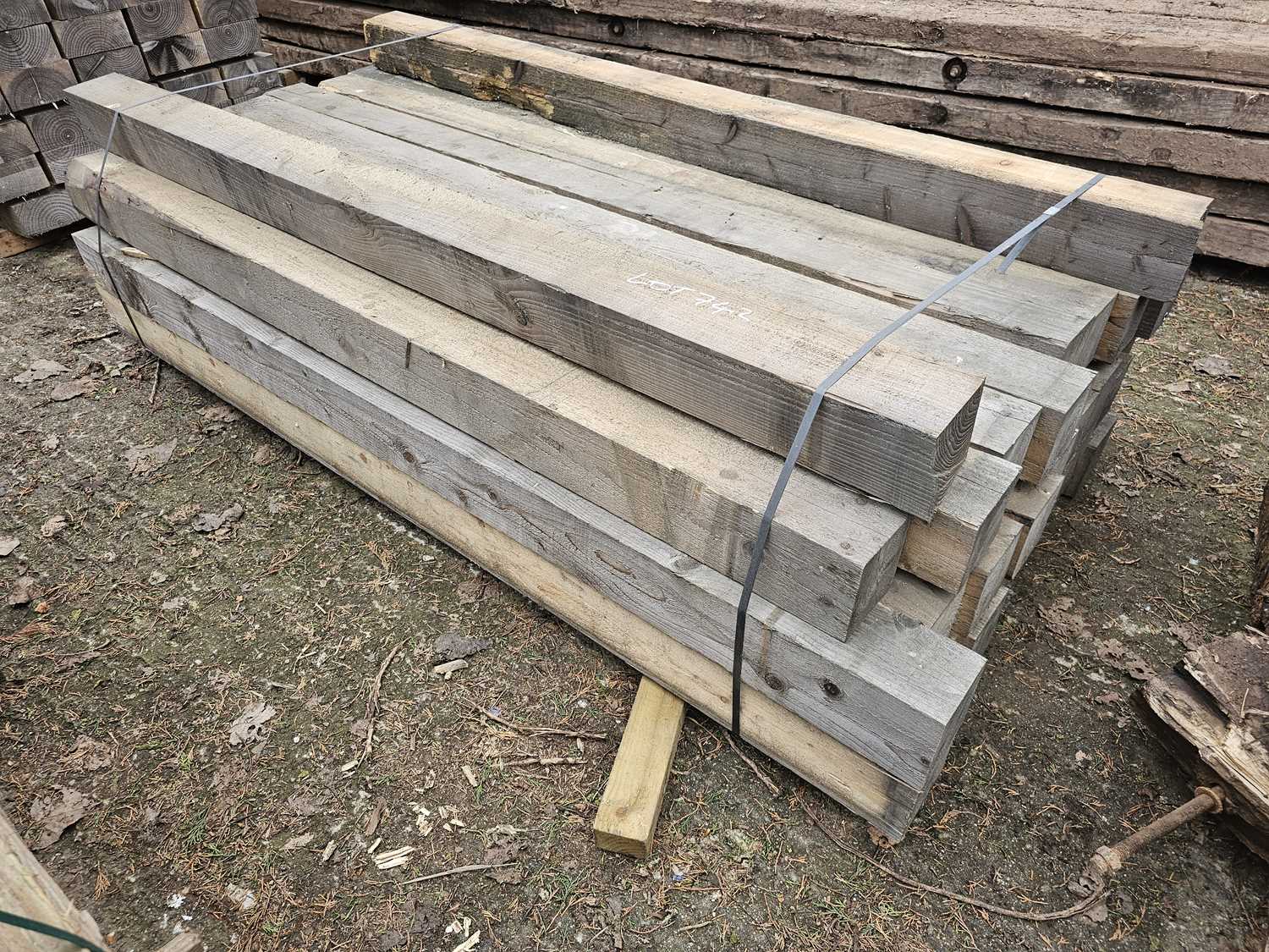 Square Wood Posts (125mm x 125mm x 2100mm)(28 of)
