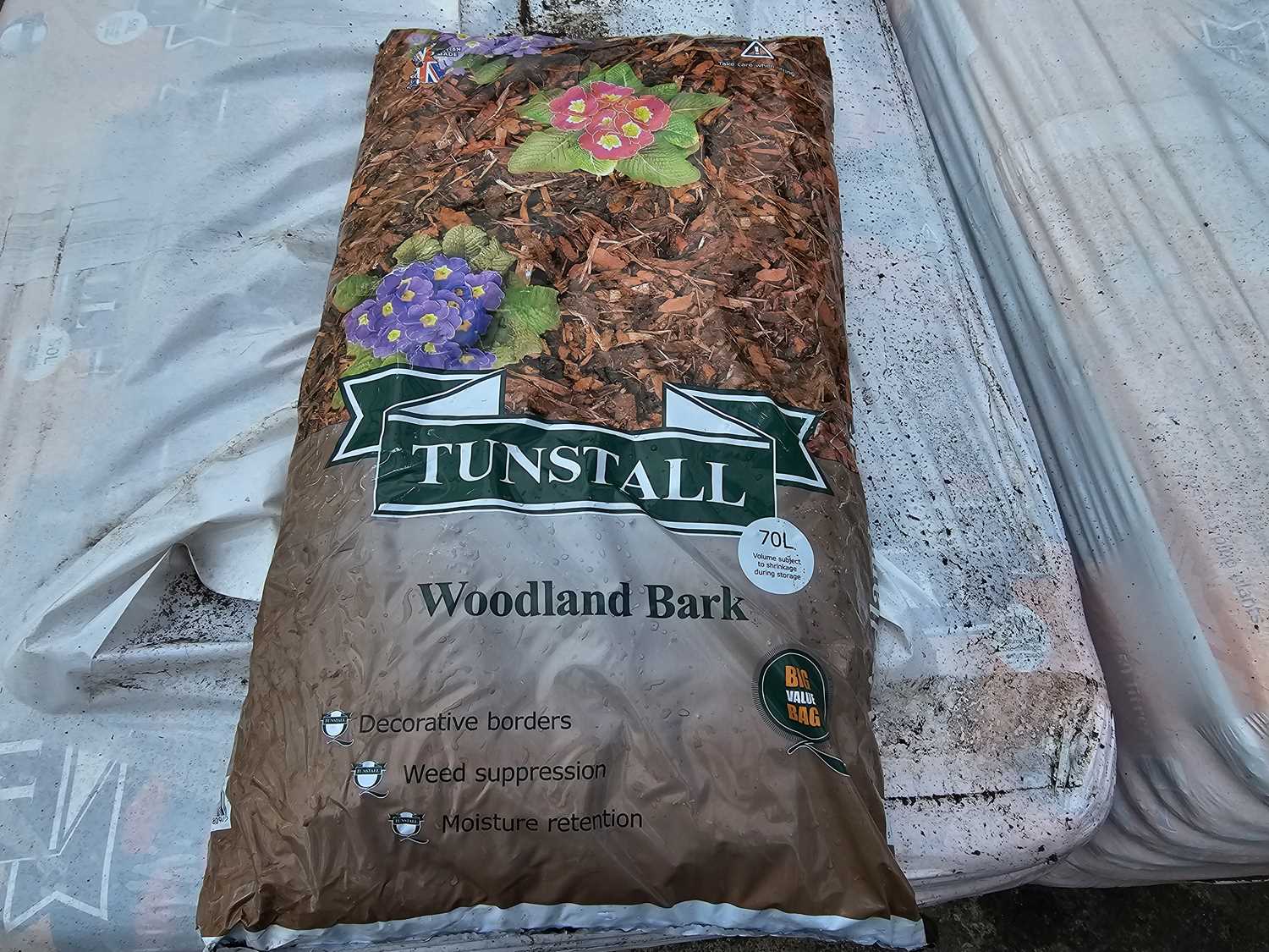 Lot 162 - Pallet of Tunstall 70L Woodland Bark (45