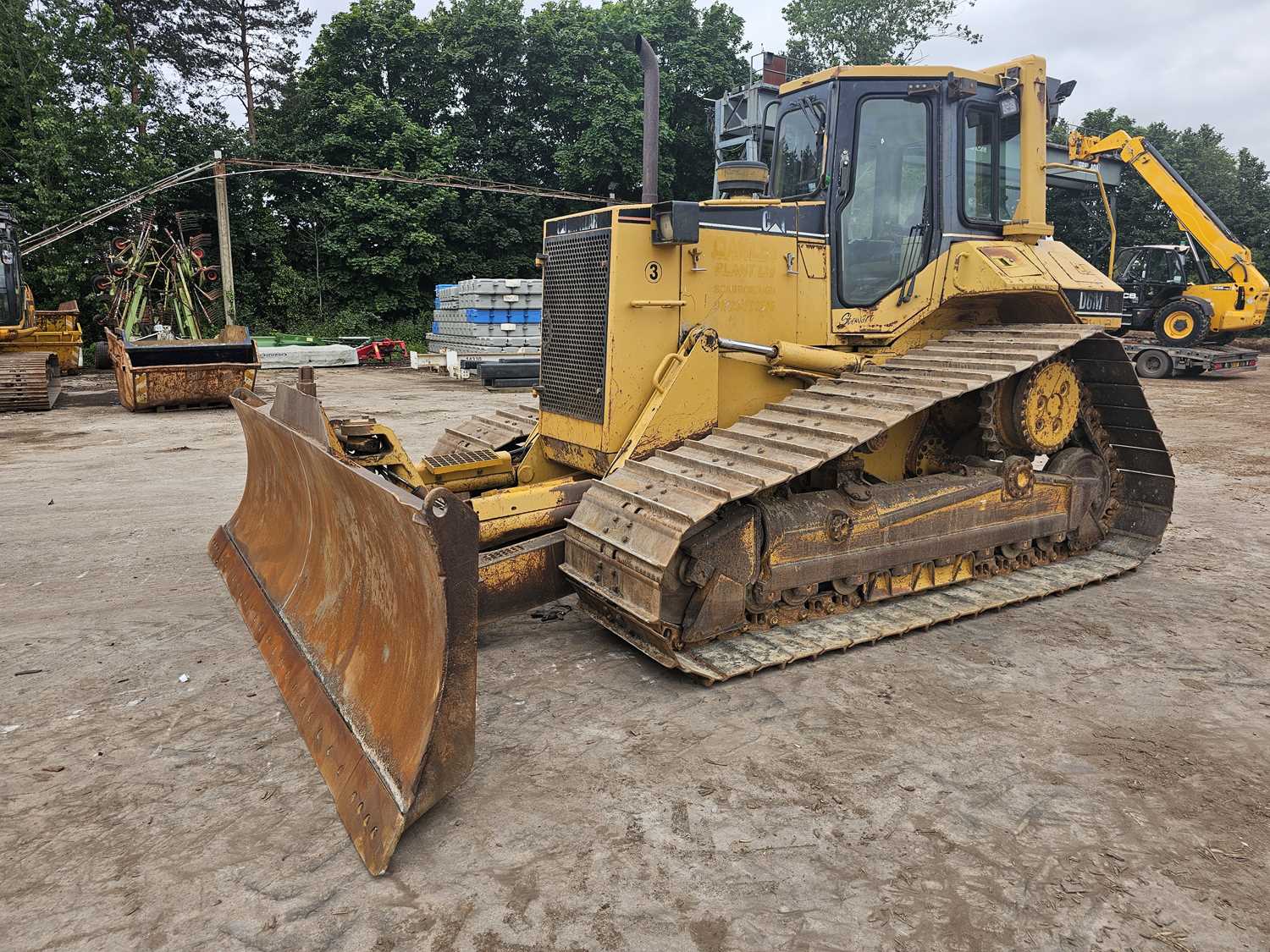 Lot 206 - CAT D6M LGP 6 Way Pat Blade, Reverse Camera,