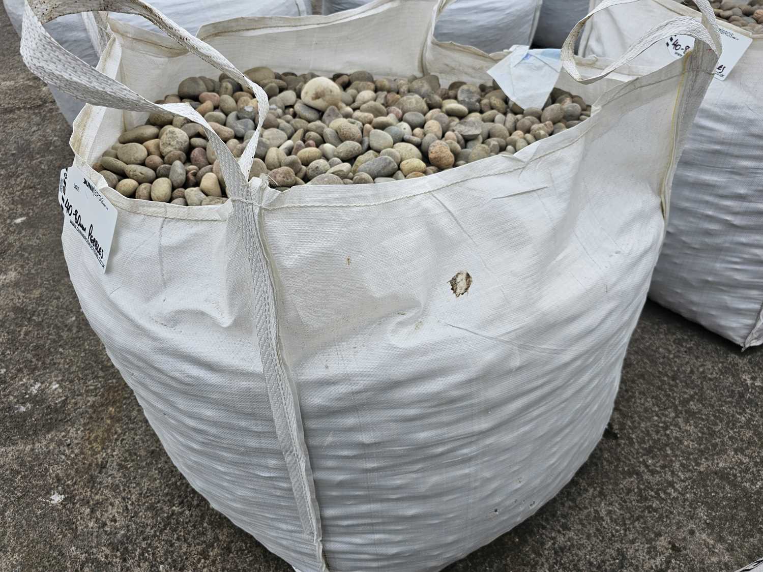 Lot 146 - Bulk Bag of 40mm - 80mm Pebbles