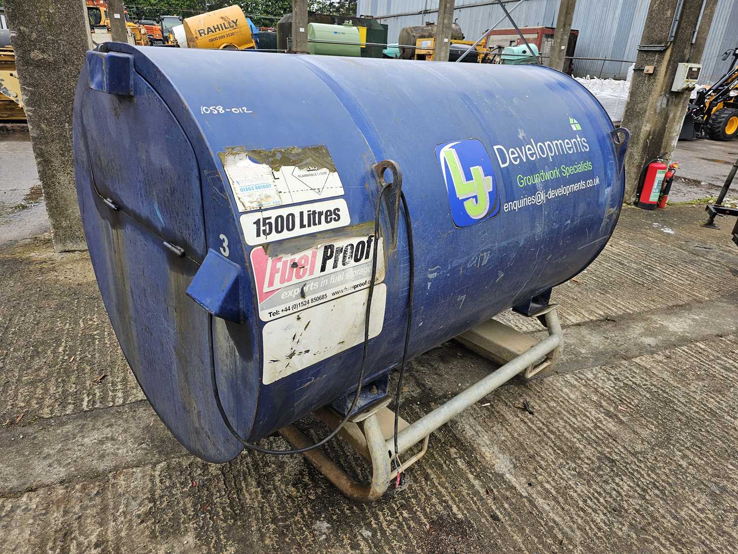 Lot 551 - Fuel Proof 1500 Litre Static Bunded Fuel