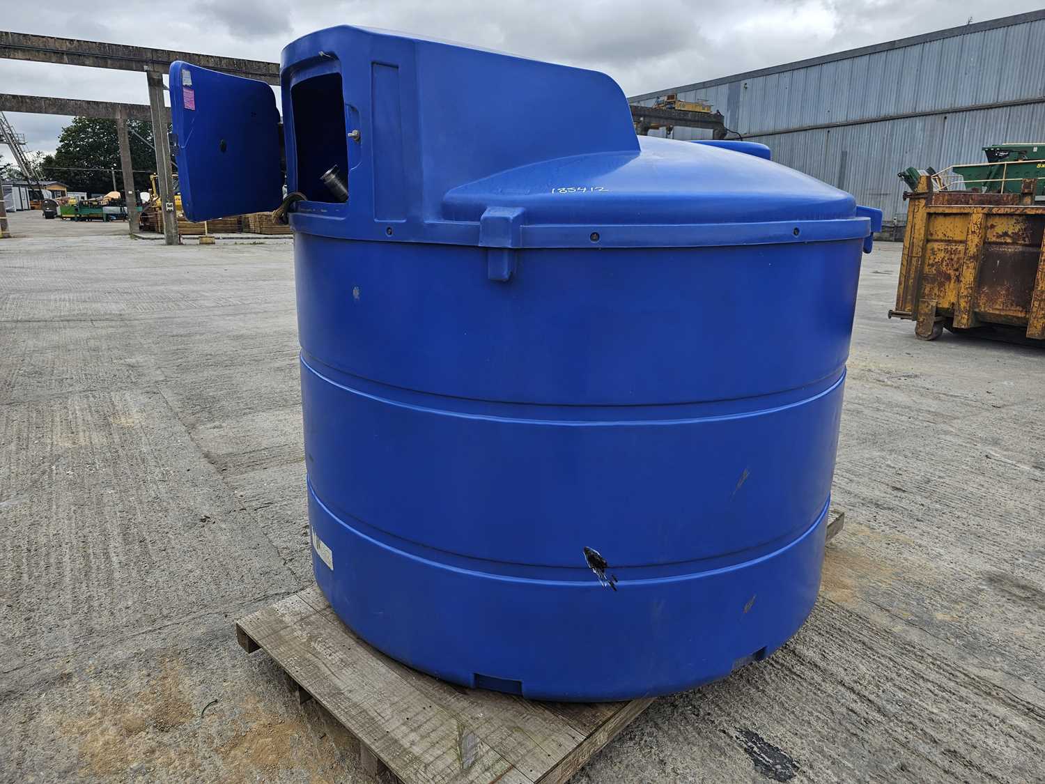 V3500 3500 Litre Static Bunded Plastic Diesel Tank,